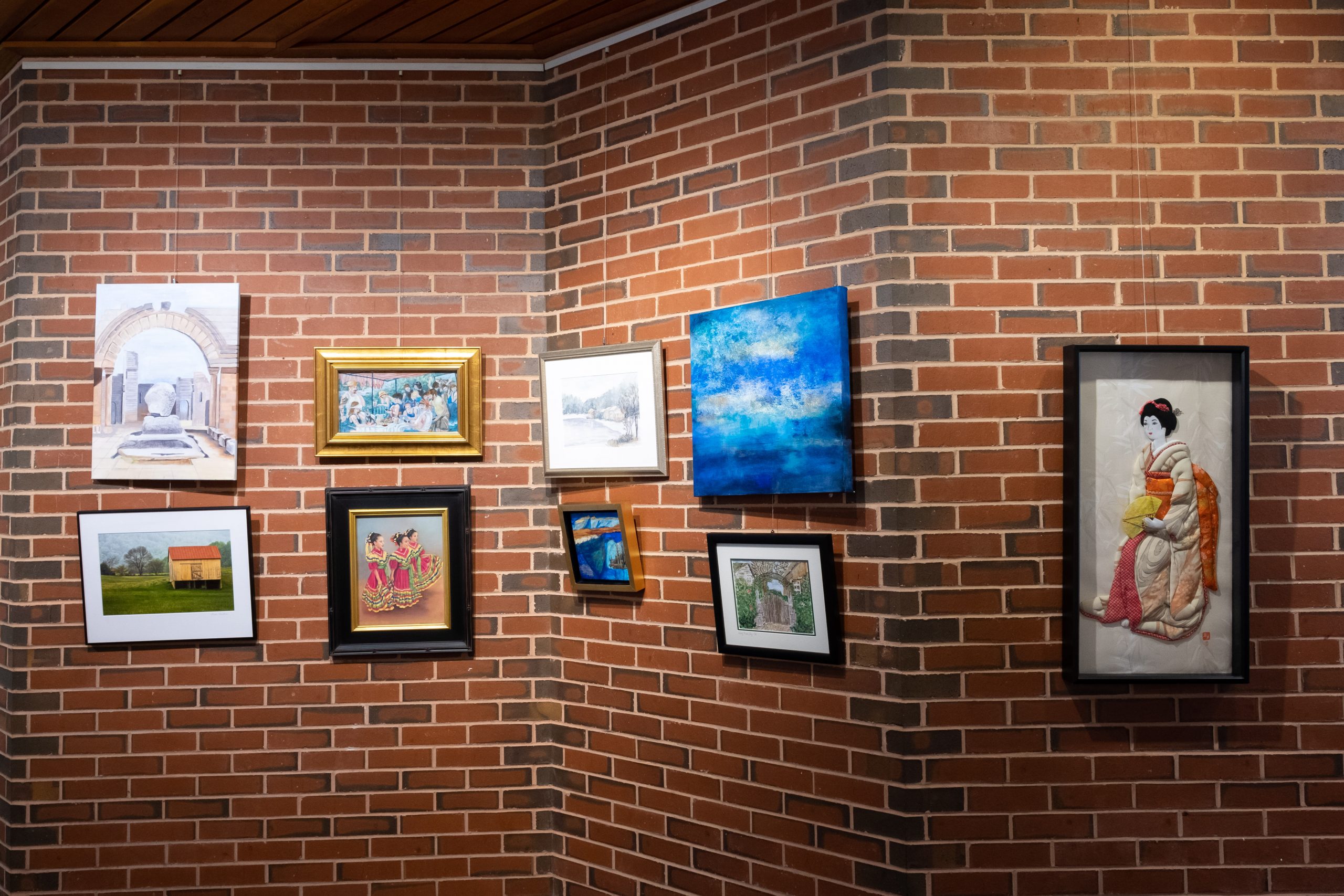 Hunters Woods Gallery - RCC